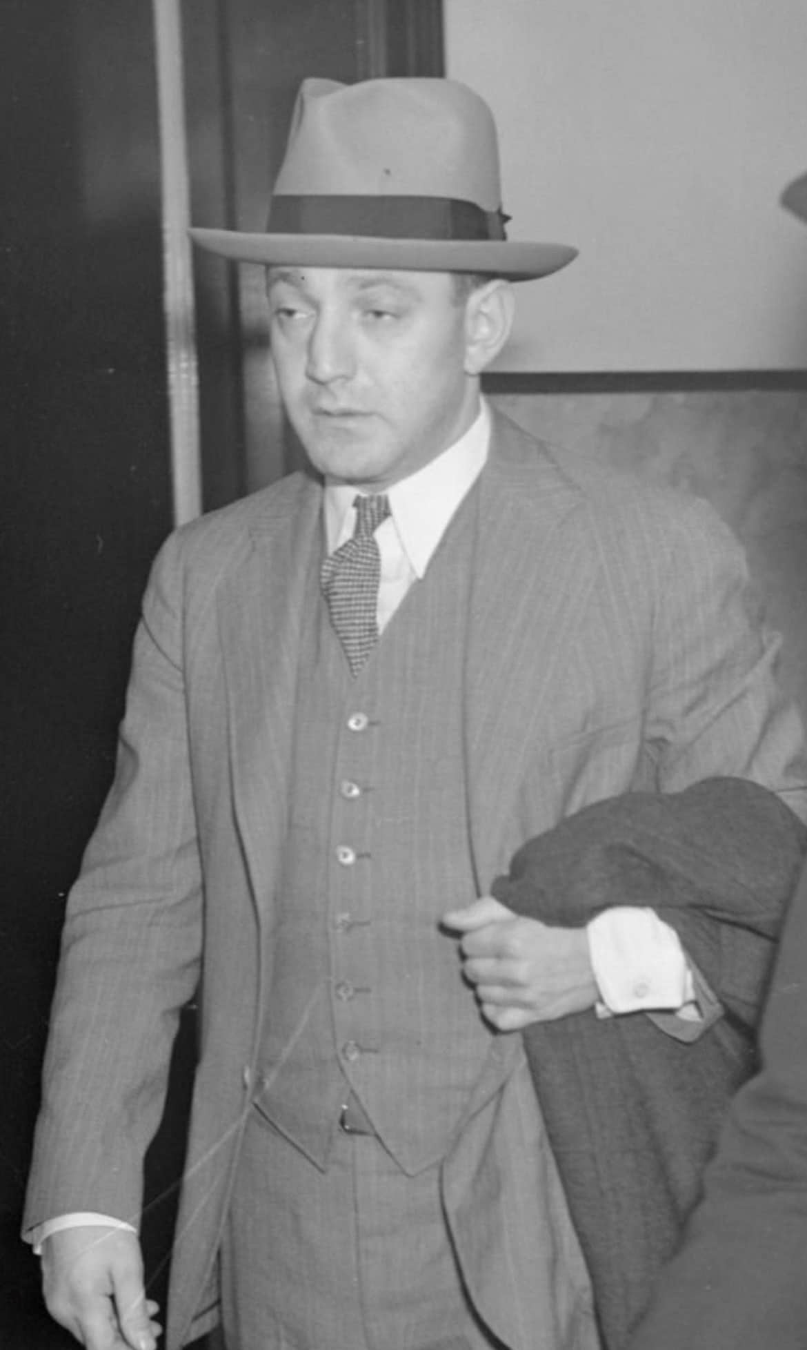 About Arthur - Chasing ArthurChasing Arthur